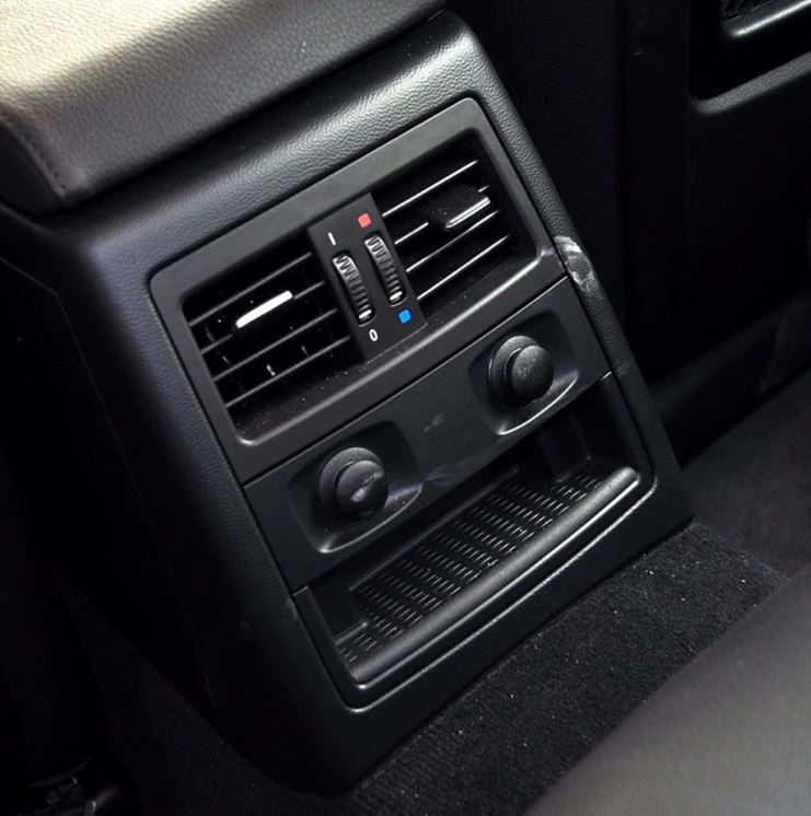 Rear Frame Center Console Black BMW 3 Series E90 E91 v2 – Autocubo